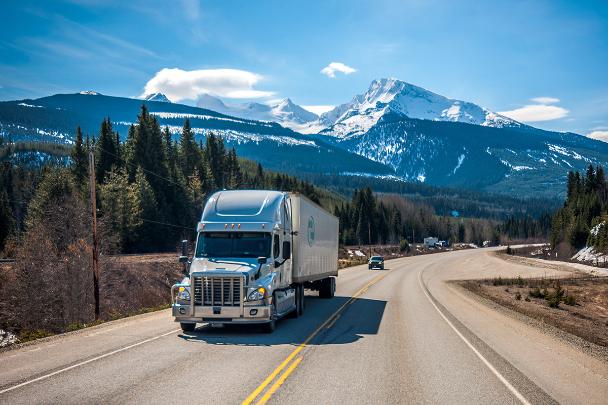 Powerline Logistics: Third-party Logistics Services in Canada